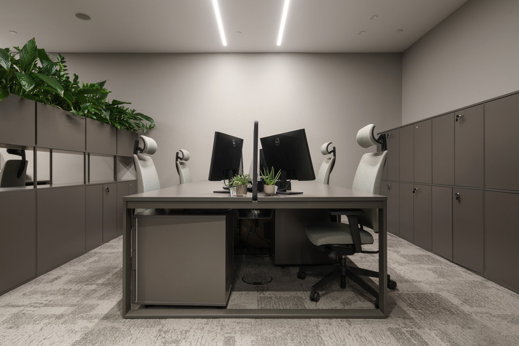 System ścianek i parawanów Etum